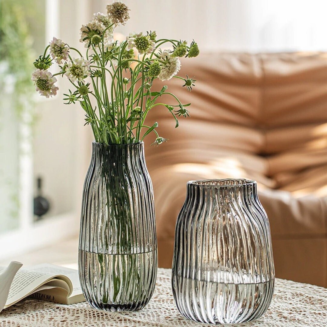 Wavy Textured Ribbed Glass Vase Clear & Black Vases for Flowers Thick ...