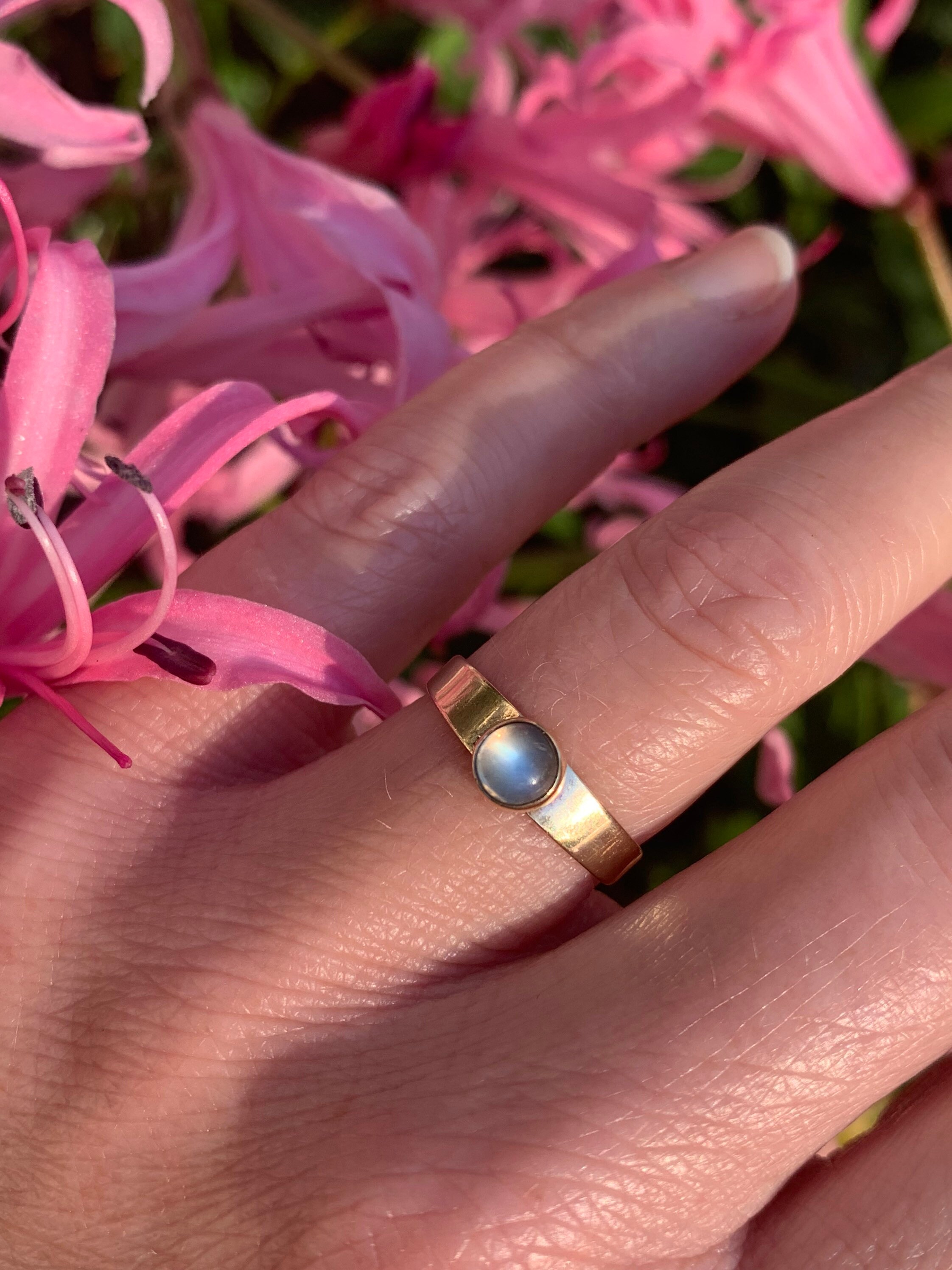 Ethereal Vintage 1979 9ct Gold Moonstone Ring - Etsy