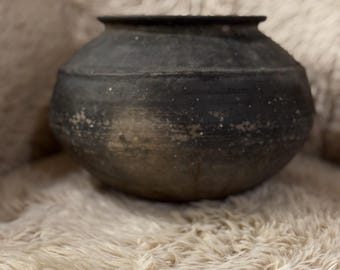Small Vintage Clay Vessel - Etsy