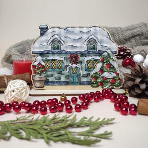 DIY Wooden Christmas House Embroidery Kit, Holiday Decor - Etsy