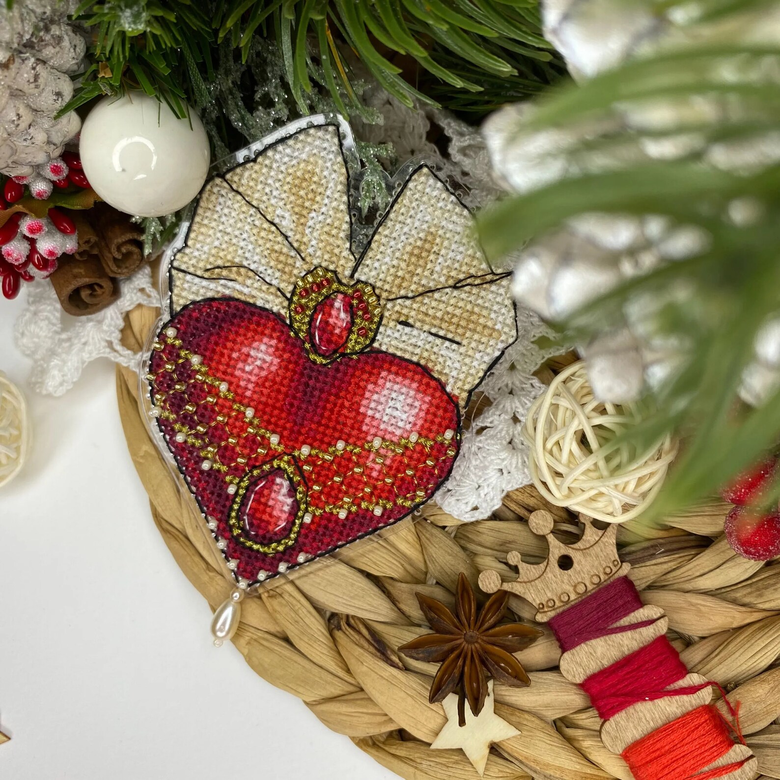 DIY Royal Hearts Christmas Tree Ornament Embroidery Kit - Etsy