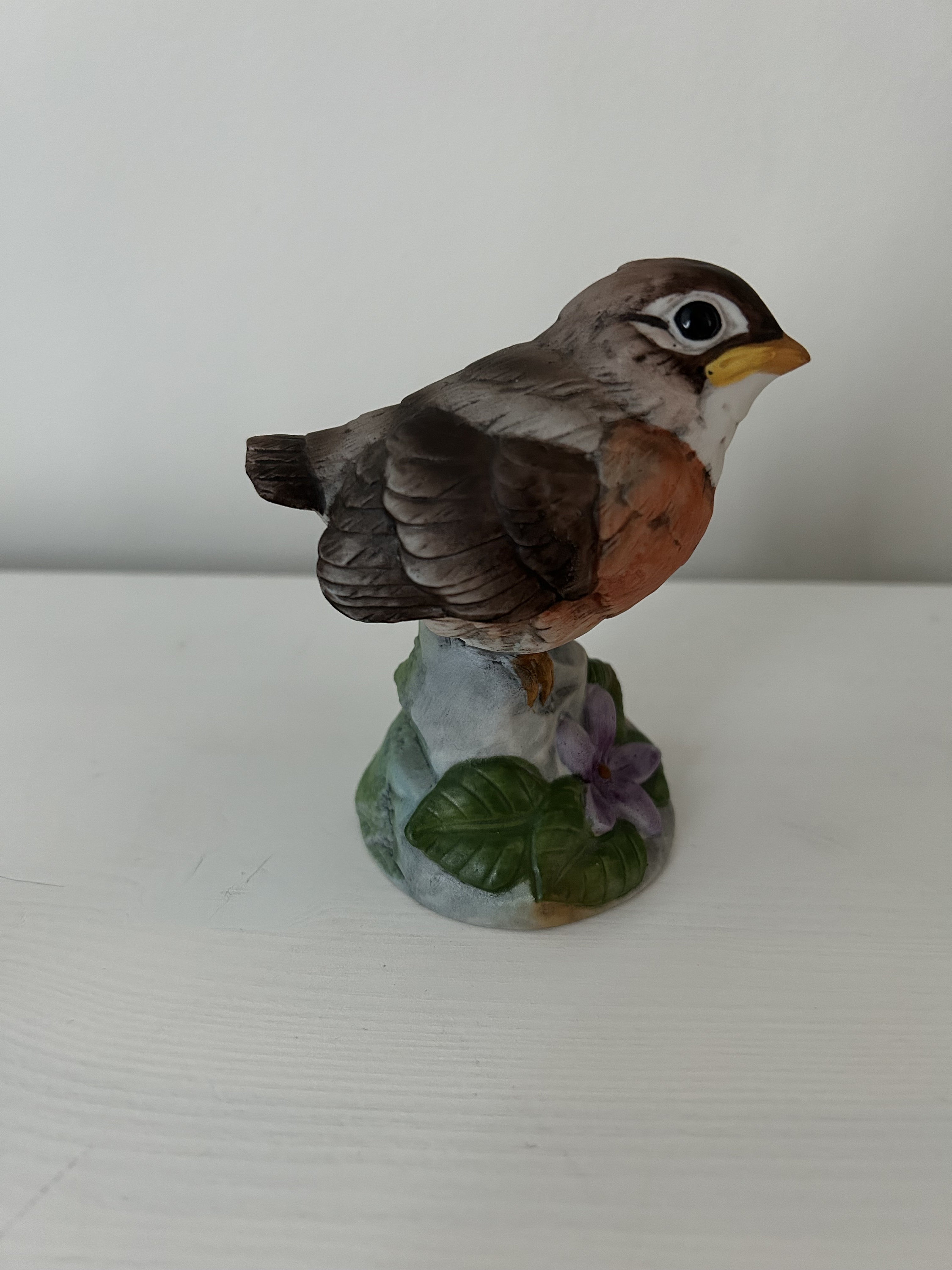 Beautiful Robin Figurine - Etsy