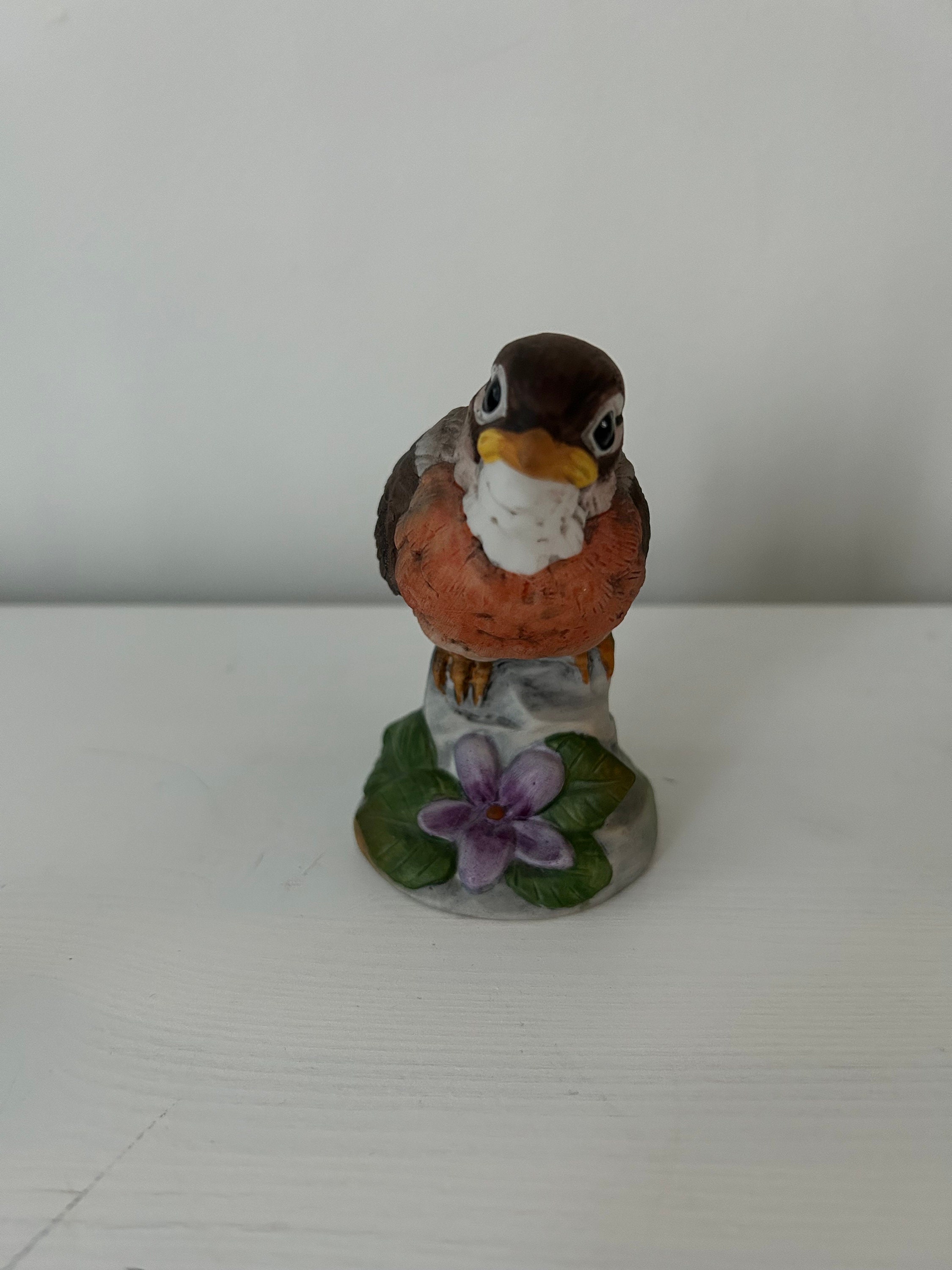 Beautiful Robin Figurine - Etsy