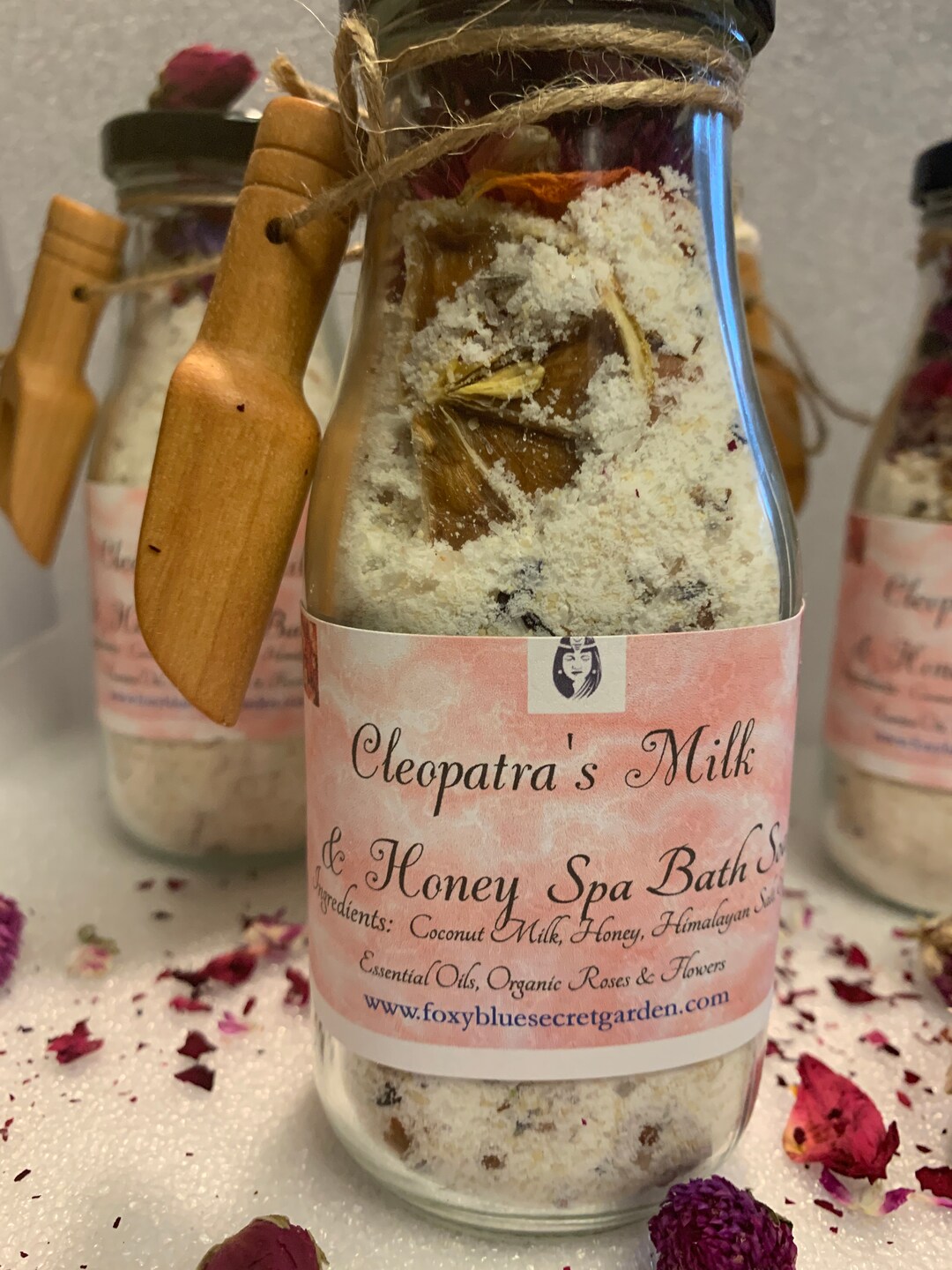 Cleopatra's Milk and Honey Luxury Bath Soak With Organic Flowers 12oz ...