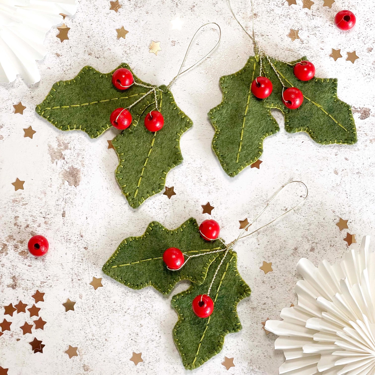 Holly Embroidery Kit, Holly Sewing Kit, Christmas Decoration Kit, Felt ...