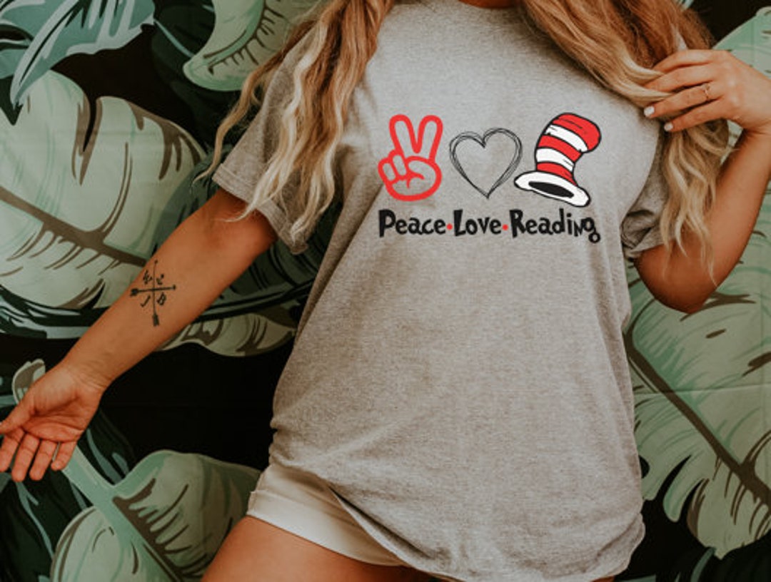Peace Love Reading T-shirt - Etsy