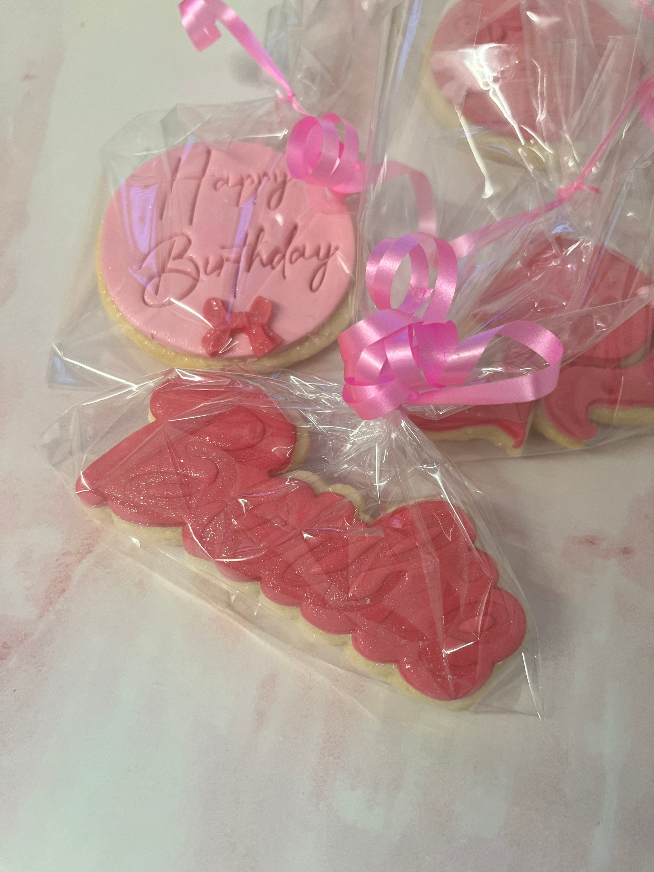 Made to Order Barbie Inspired Party Favour Biscuits. Barbie Biscuit ...