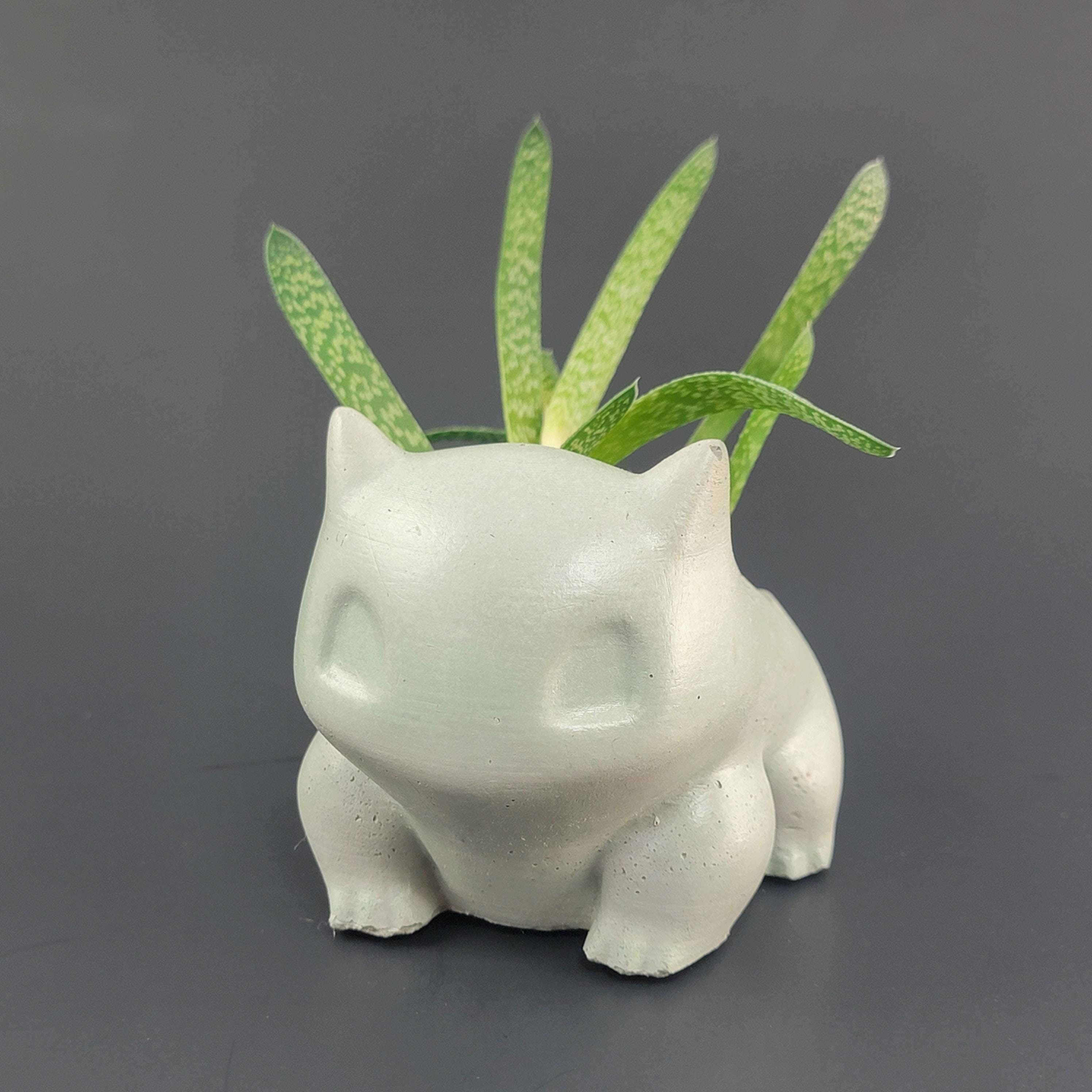 Bulbasaur Concrete Planter | Pokemon Air Succulent Planter | Fan Art ...
