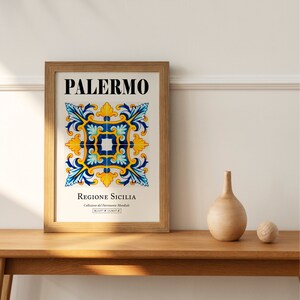 Palermo, Sicily (sicilia), Italy Traditional Sicilian Blue and Yellow ...