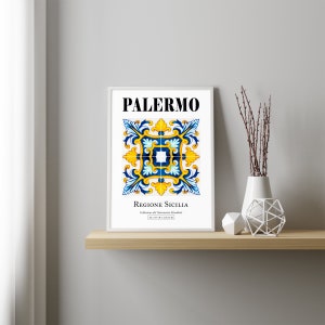 Palermo, Sicily (sicilia), Italy Traditional Sicilian Blue and Yellow ...