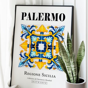 Palermo, Sicily (sicilia), Italy Traditional Sicilian Blue and Yellow ...