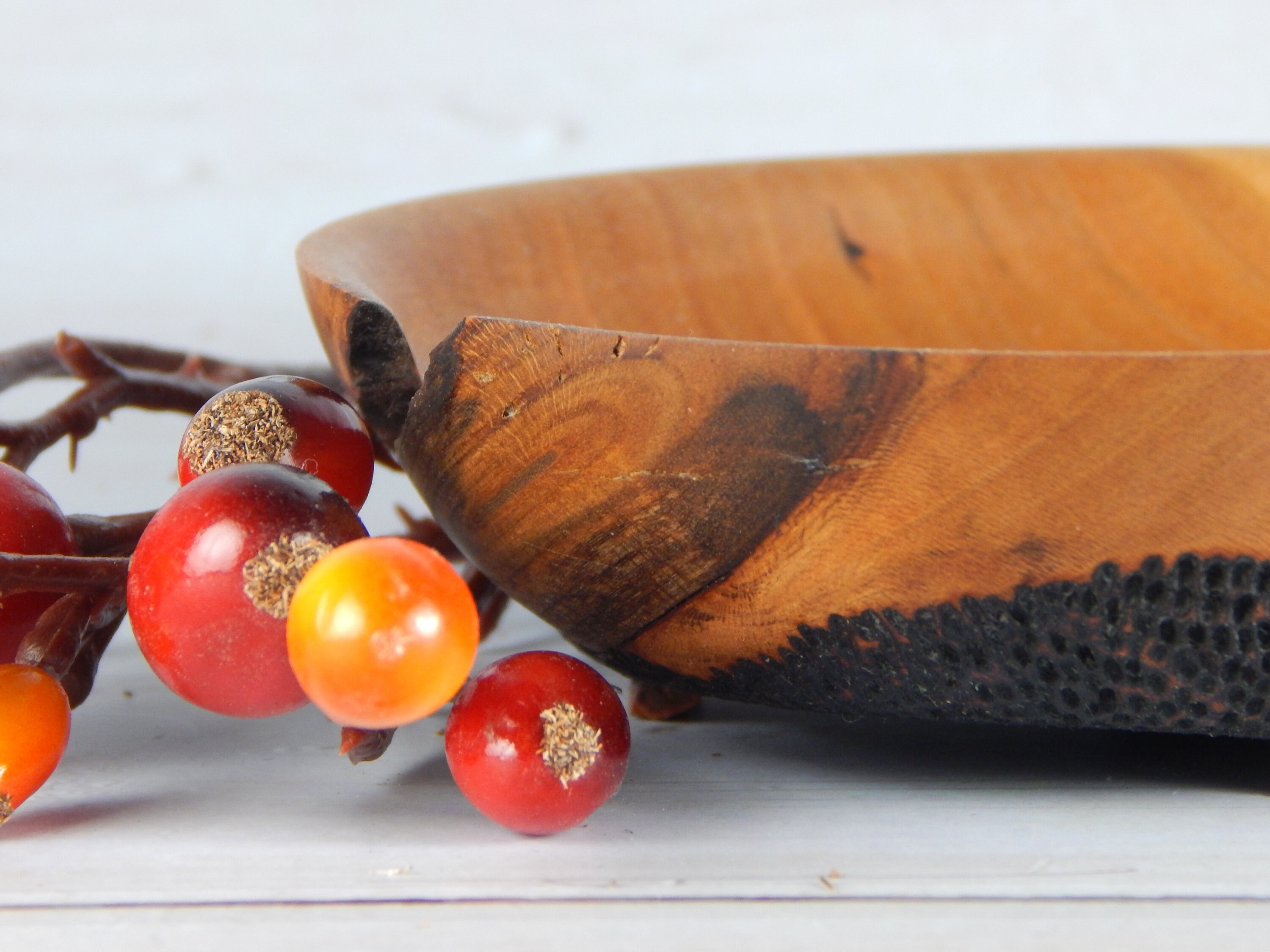 Handcrafted Cherry Wood Bowl With Knot and Unique Pyrography burst ...