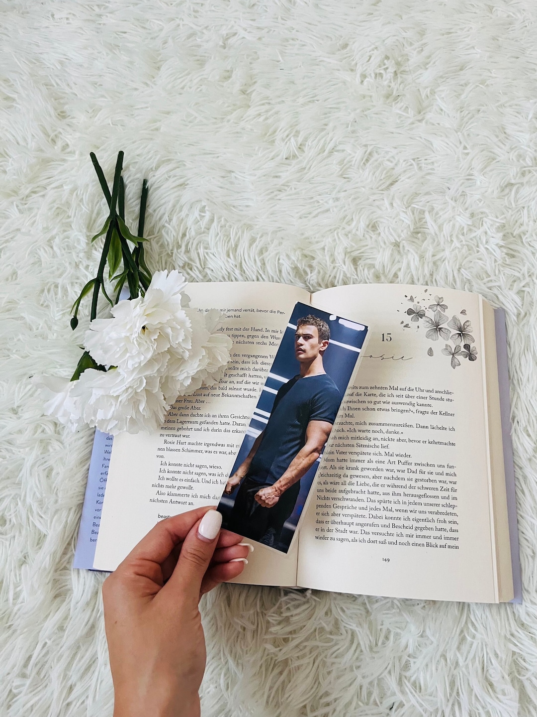 Theo James Bookmark the Destiny Bookmark Love of Books Divergent - Etsy