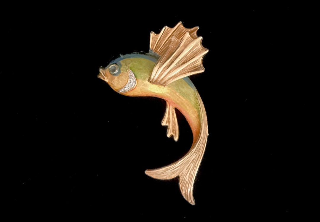 Mandle Fish Pin - Etsy