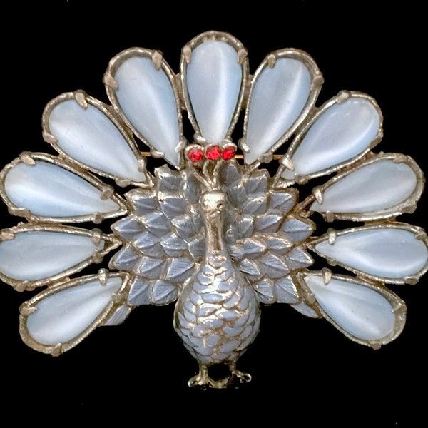 Peacock Enamel Pin - Etsy