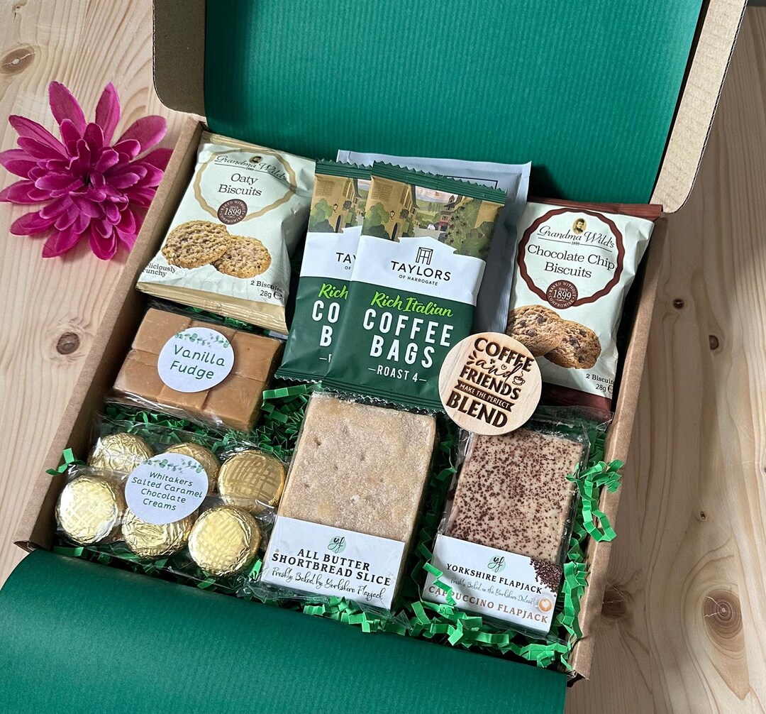 Coffee Lovers Gift Hamper Box | Coffee | Gift | Biscuits | Chocolates ...