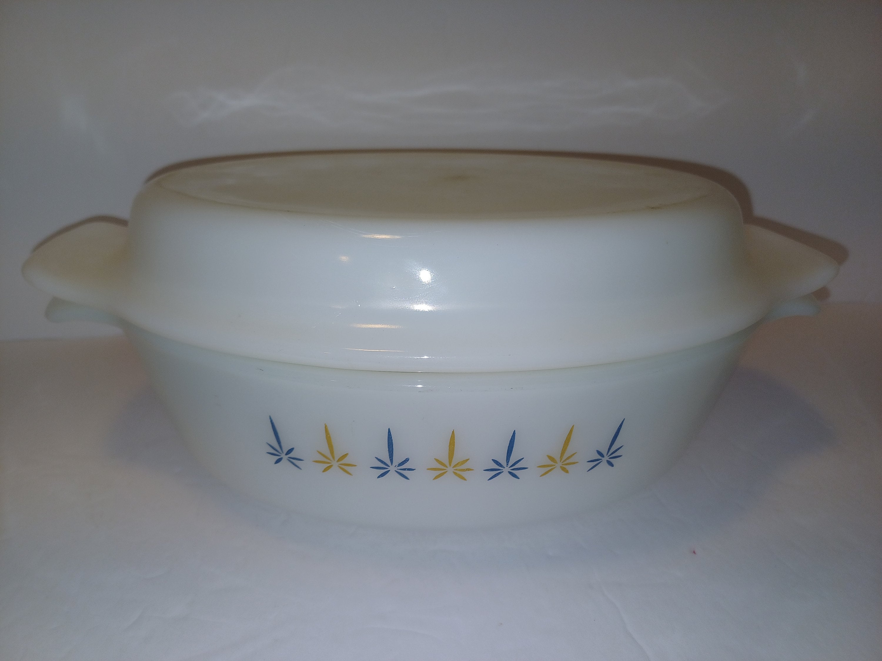 Anchor Hocking Fire King Casserole Dish With Lid Atomic Starburst ...