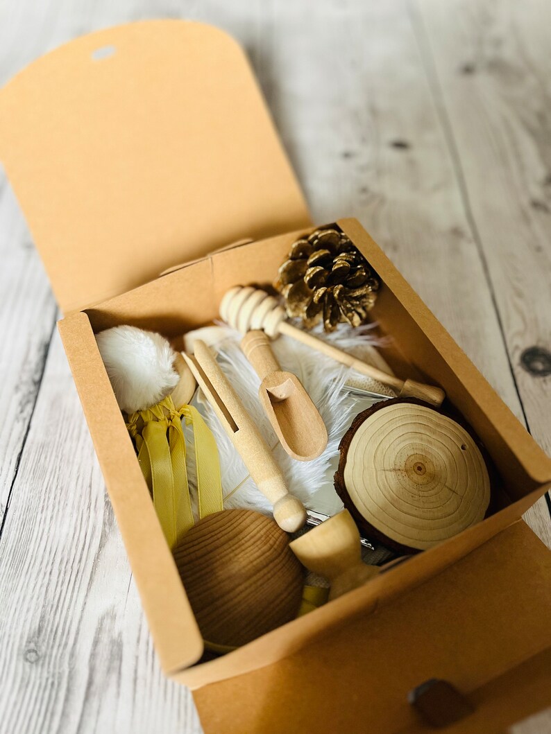 Natural Heuristic Sensory Box for Babies & Toddlers - Montessori Toys ...