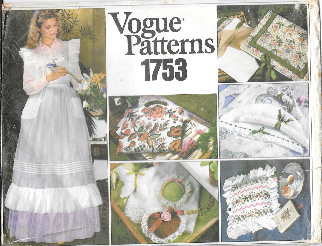 Vintage 70s Farmhouse Cottage Apron Gift Items Pattern Vogue 1753 One ...