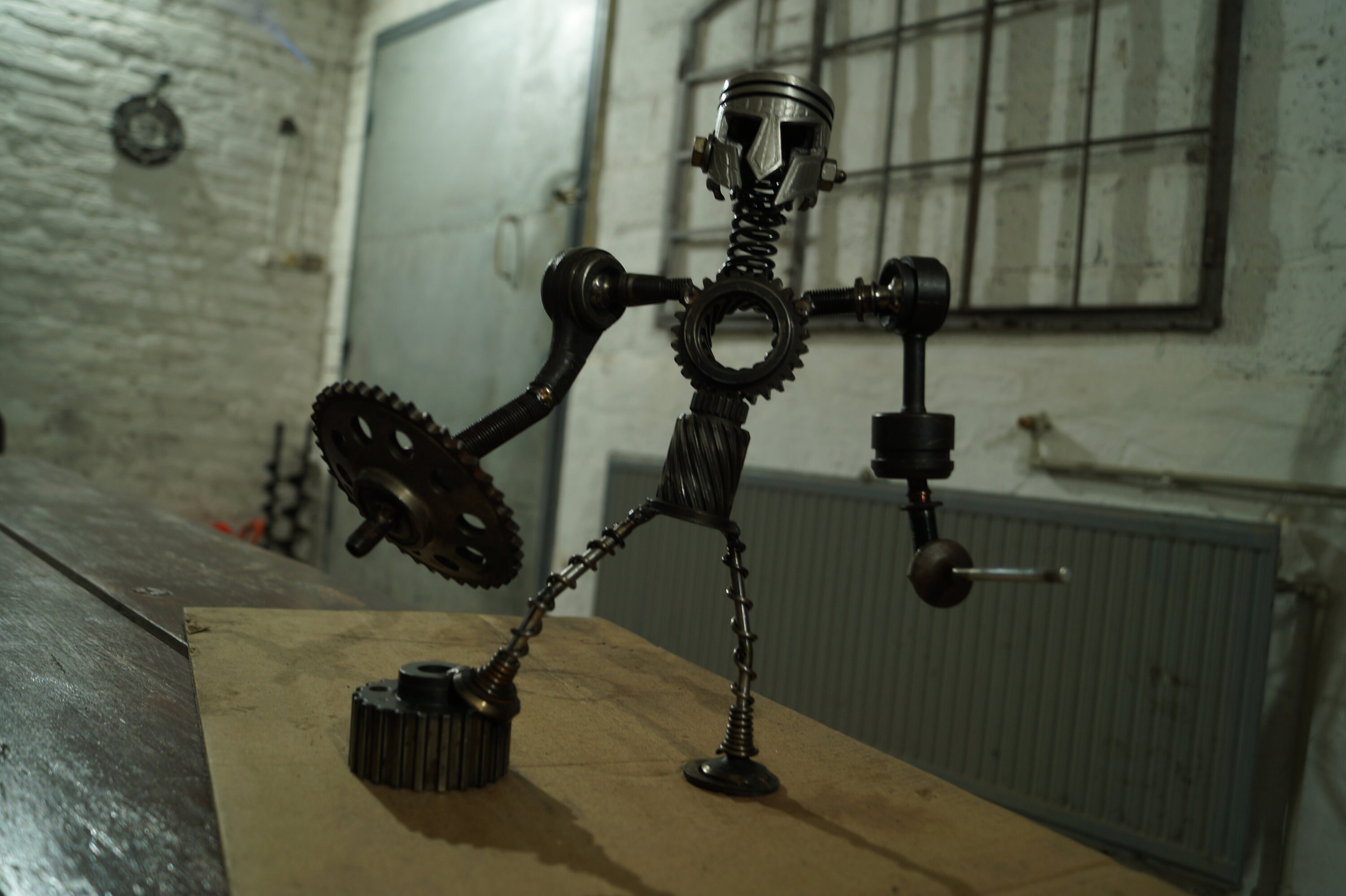 STEAMPUNK Sculpture Hanger Corpse Knight Skull Robot Recycled - Etsy