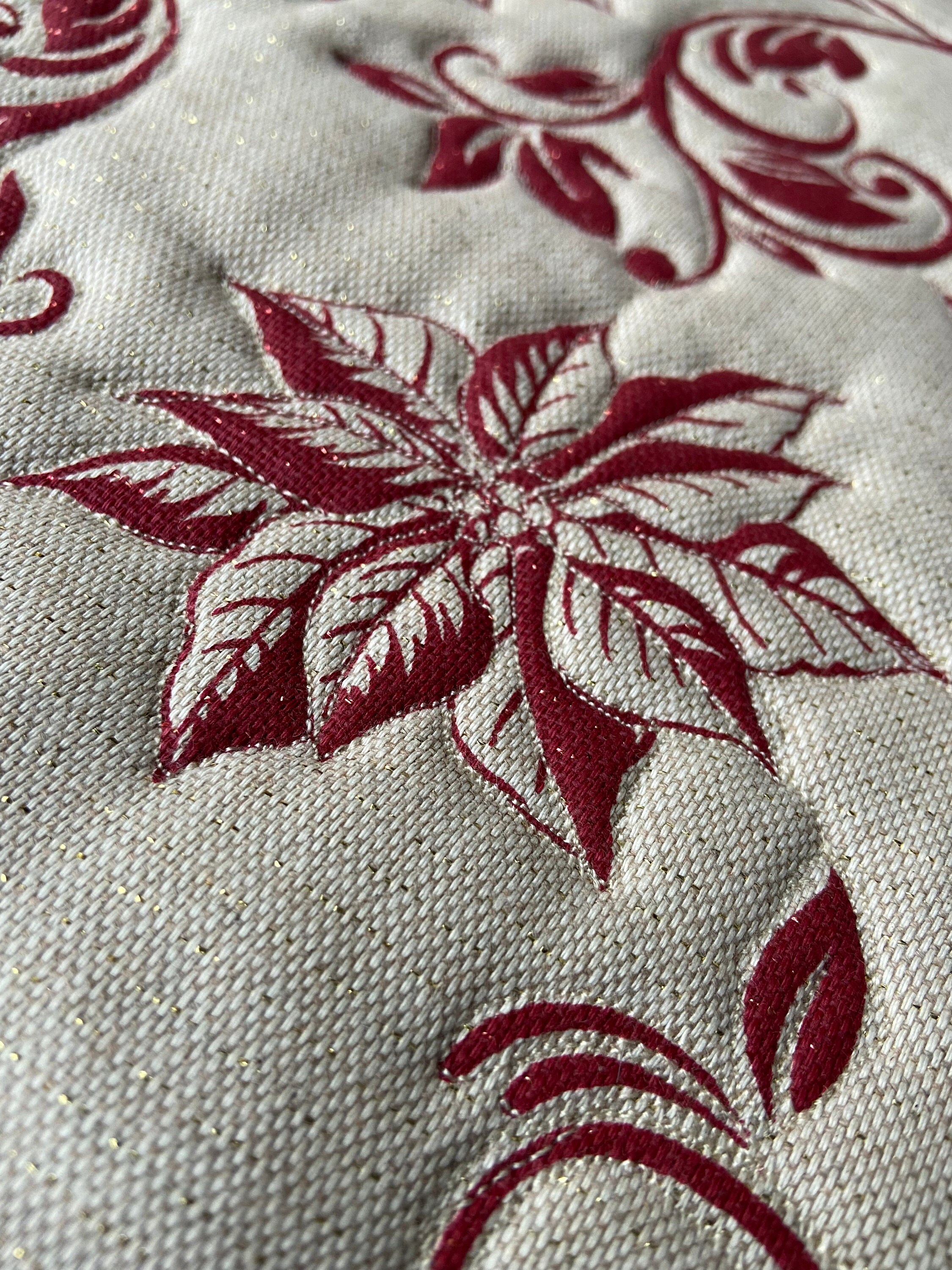 Handmade Christmas Table Topper, Poinsettia Quilted Candle Mat (19") - Etsy