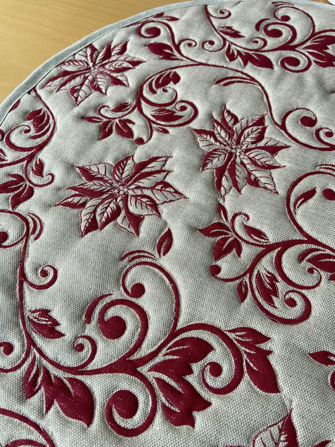 Handmade Christmas Table Topper, Poinsettia Quilted Candle Mat (19") - Etsy