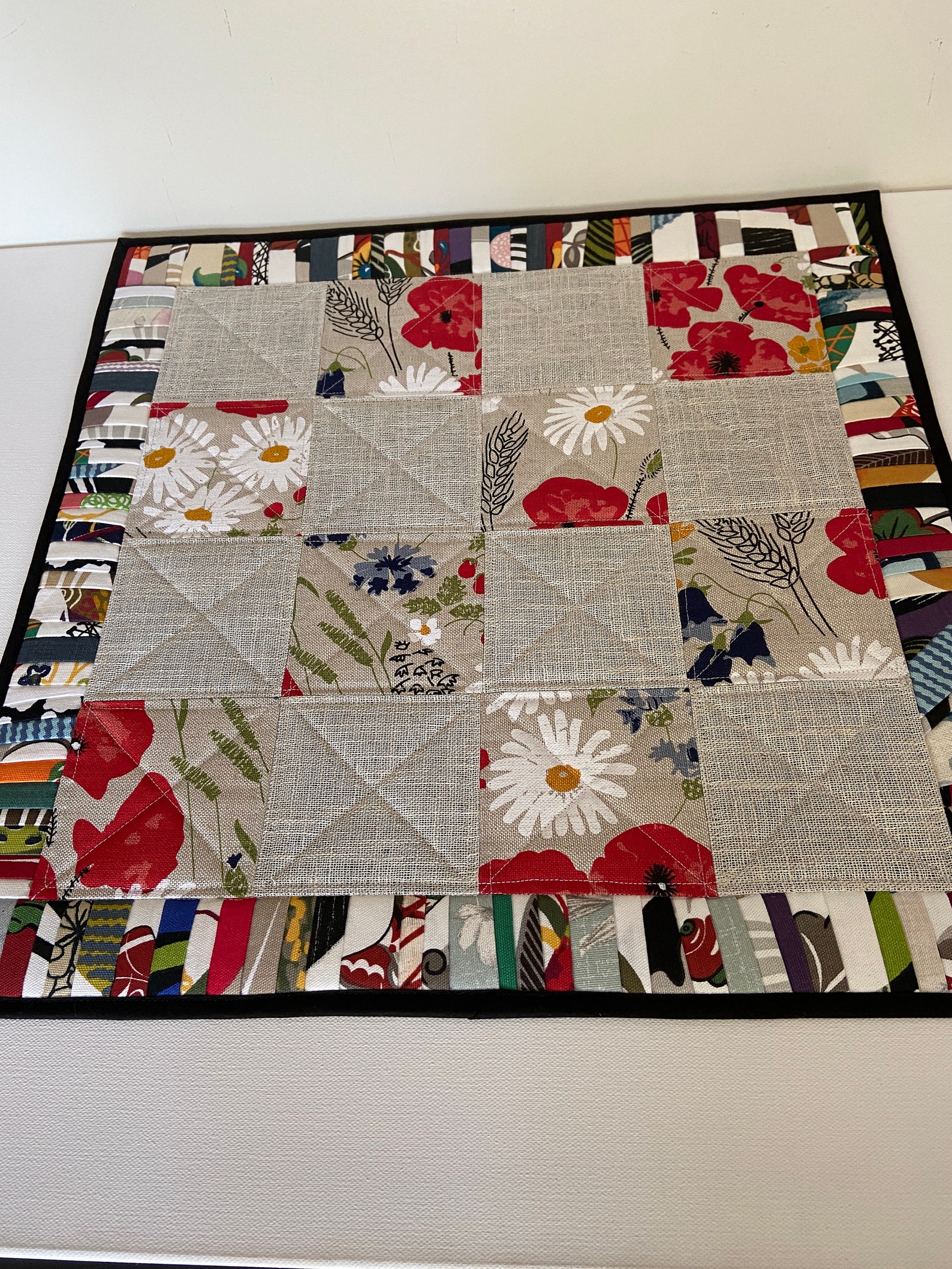 Quilted Table Topper Modern Meadow Poppies Table Top 20"x20" Patchwork Square - Etsy
