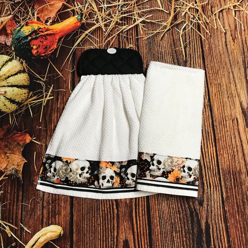 Skull Kitchen - Etsy