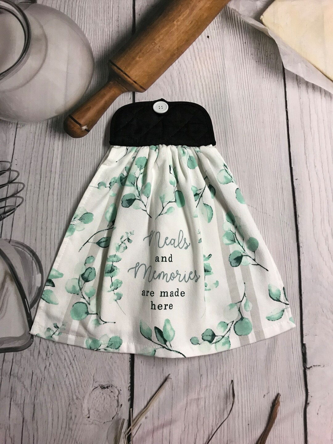 Meals & Memories Green and Black Country Kitchen Towels With Holders - Etsy