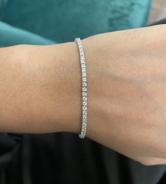 Tennis bracelet diamond price store