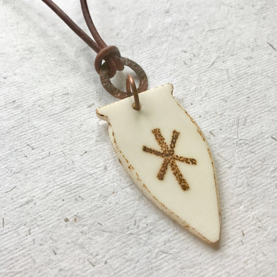 Ior Rune Necklace / Anglo Saxon Runes / Bone Pendant / Viking / Saxon ...