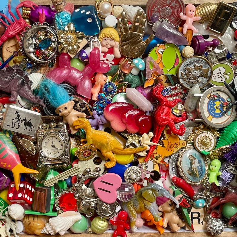 Assorted Trinkets Vintage - Etsy