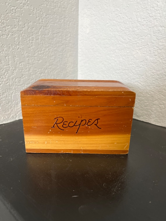 Vintage Cedar Recipe Box - Etsy