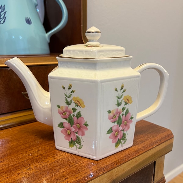 Arthur Wood Teapot - Etsy