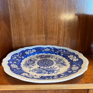 Spode Blue Room Trophies Plate - Etsy