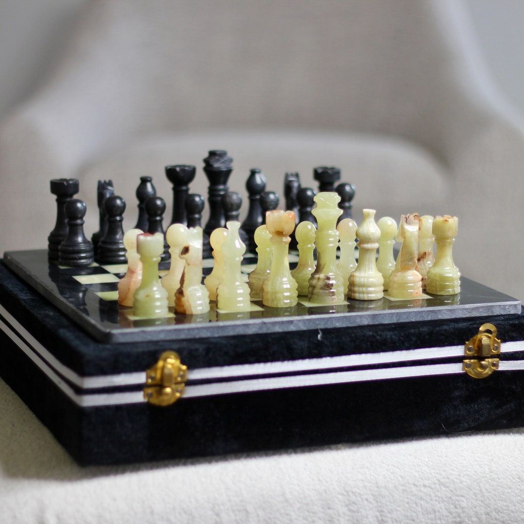 Unique Chess Set Vintage Marble Chess With Storage Case Unique Gifts ...