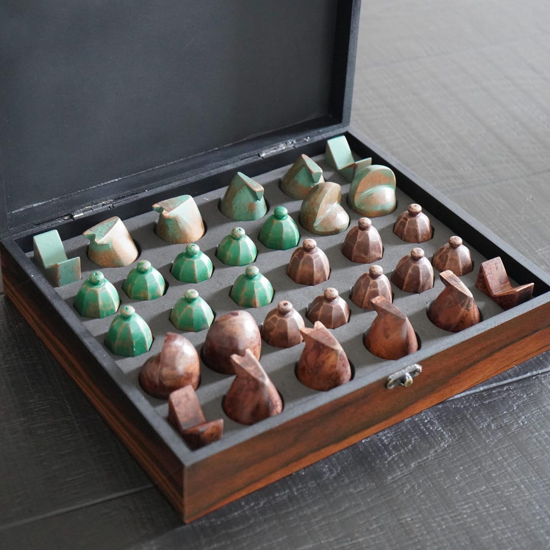 World's Oldest Chess Set Replica – Vintage Antique Chess Set Inspired ...