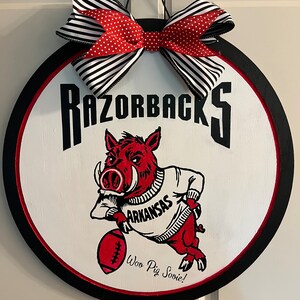 Arkansas Razorback Football Vintage Door Hanging/wreath - Etsy
