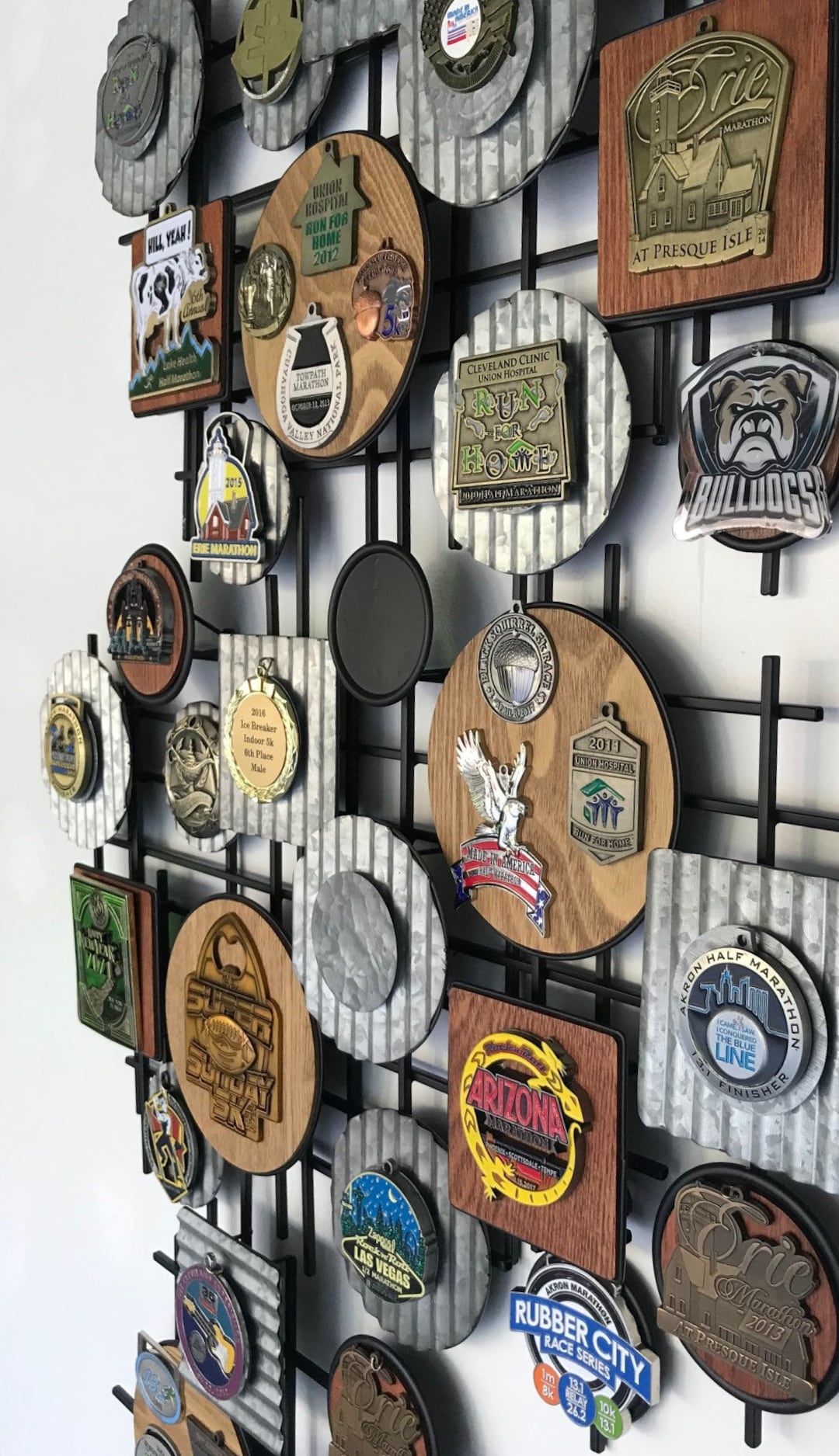 Running Medal Display Medal Display Runner Creative Wall Art Hanger ...