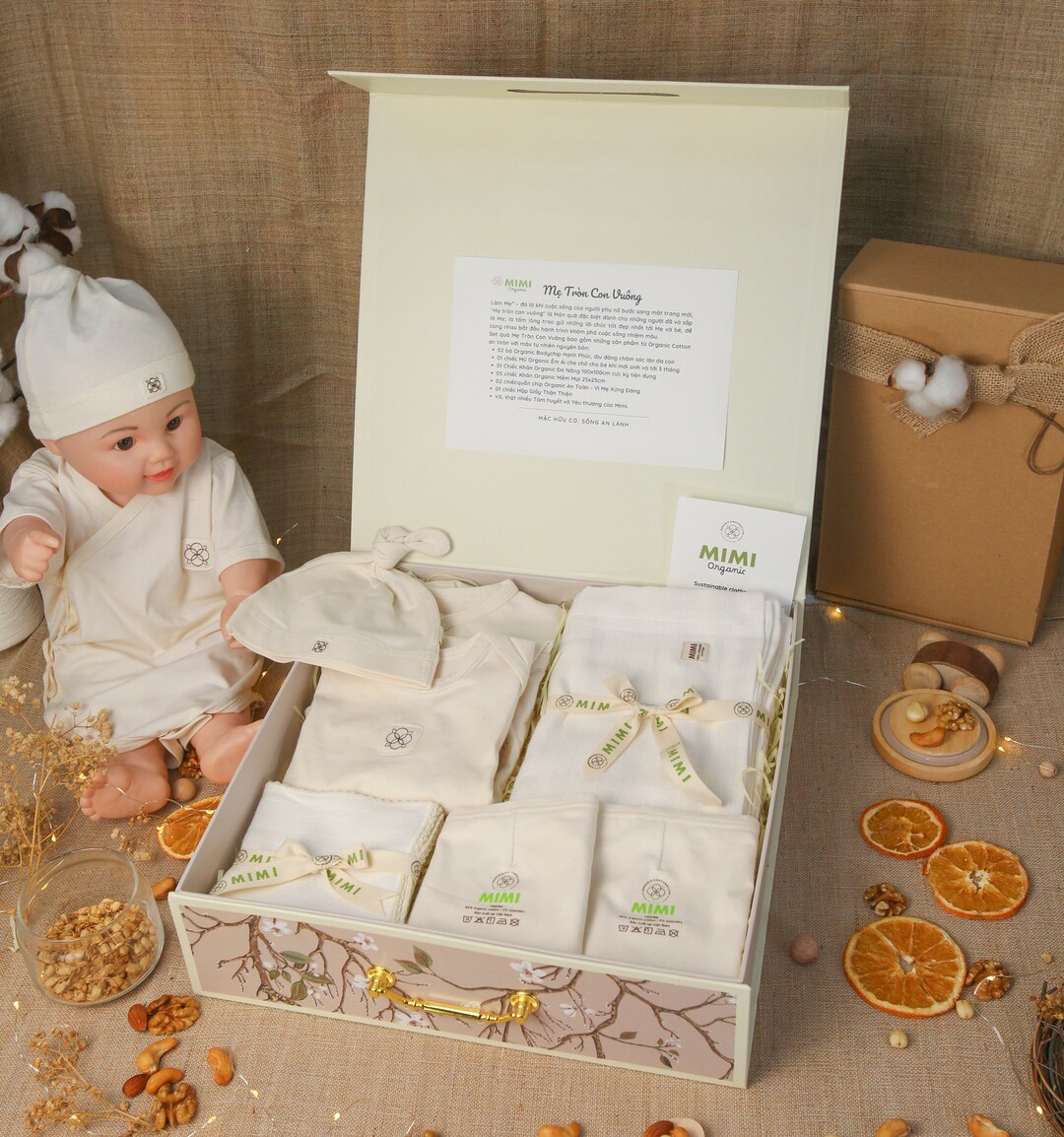 Organic Newborn Gift Box Organic Cotton Baby Clothing New Mom and ...