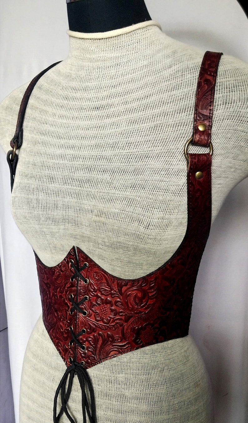 Embossed Viking Leather Corset, Medieval Leather Under-bust Corset ...