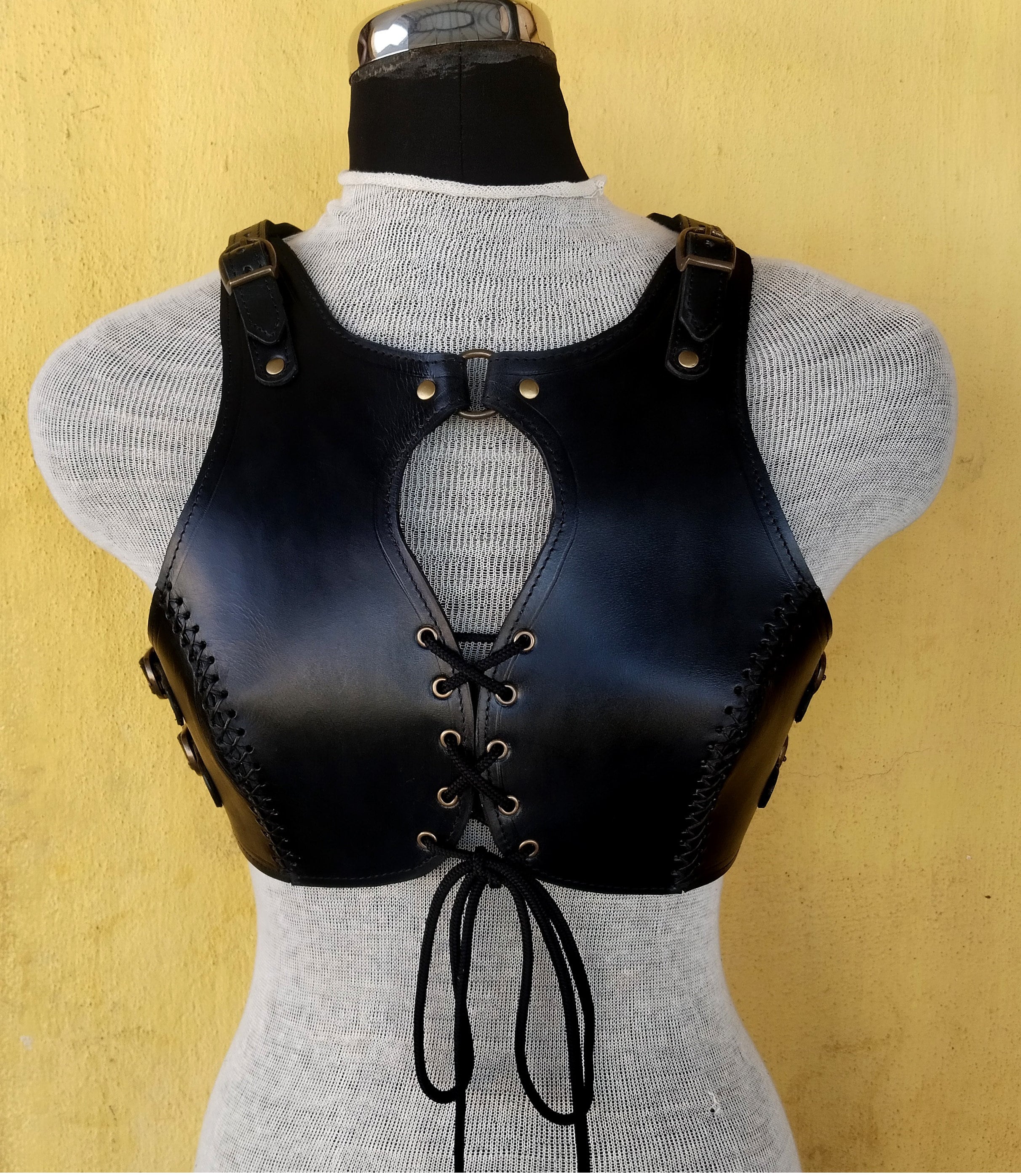 Shieldmaiden Warrior Armor, Black Leather Female Viking Chest-plate LARP Cosplay Medieval - Etsy