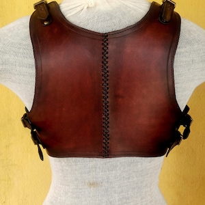 Warrior Armour, Antique Brown Leather Female Viking Chest-plate LARP ...