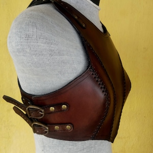 Warrior Armour, Antique Brown Leather Female Viking Chest-plate LARP ...