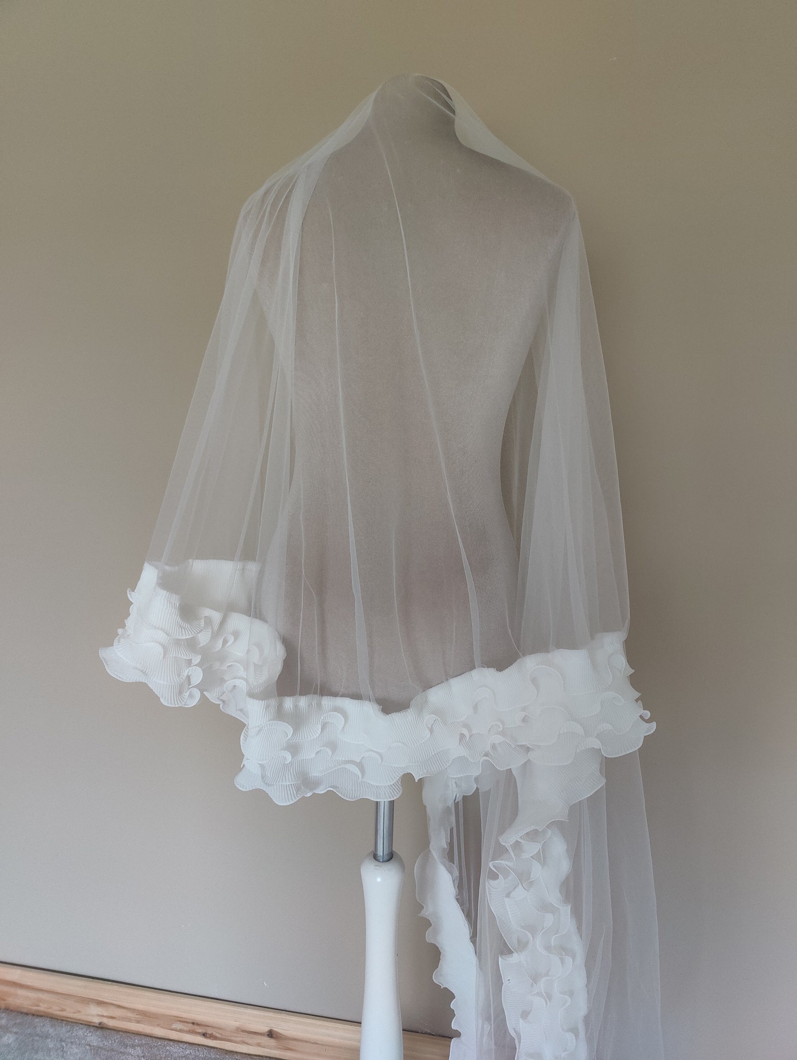 Handmade Bridal Two-tier Ruffle Veil - Etsy