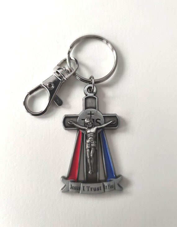 Divine Mercy Crucifix Keychain Jesus Christ on the Cross - Etsy