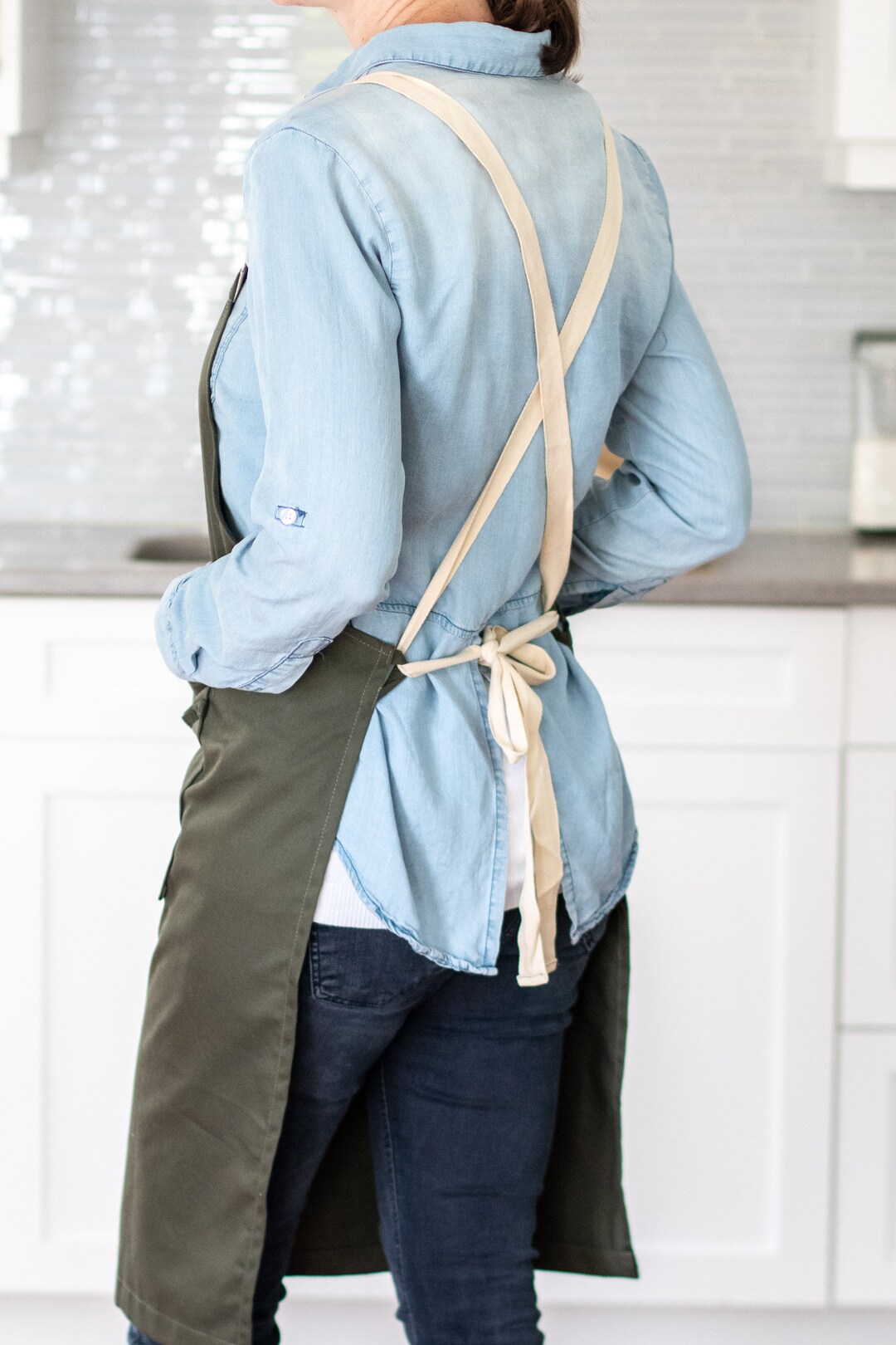 Stylist Apron With Overlapping Back Straps | PDF Sewing Pattern ...