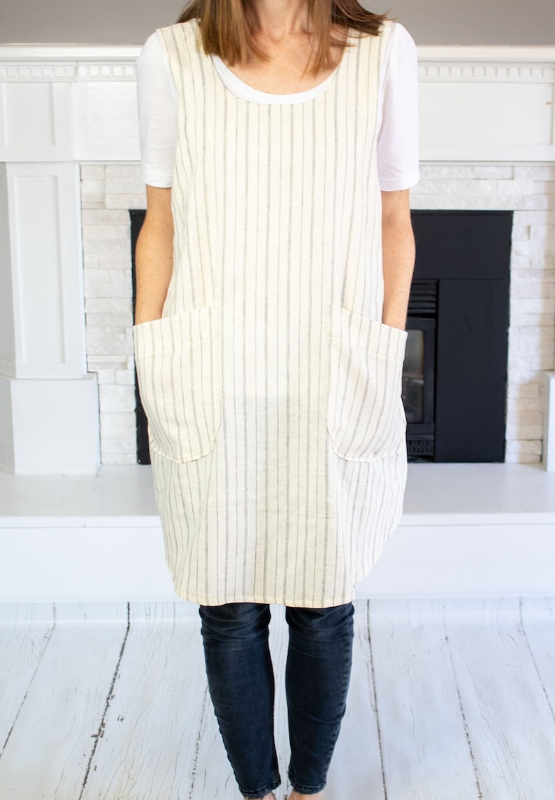 PLUS SIZE Cross Back Apron With Round Neck | PDF Sewing Pattern ...