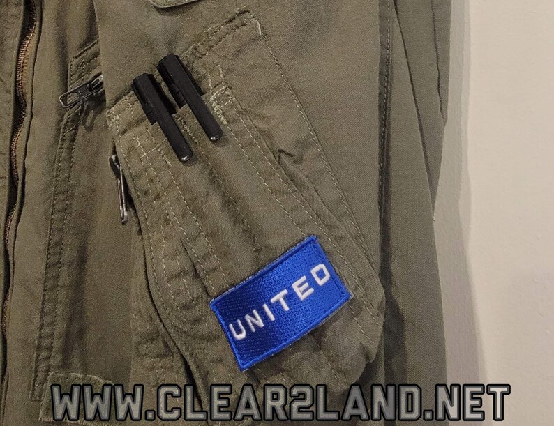 United Airlines Flight Suit Pencil Tab Patch (2 Inch by 1 Inch With ...