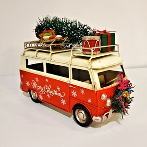 1970’s Inspired Christmas Bus With Wreath & Gifts - Etsy